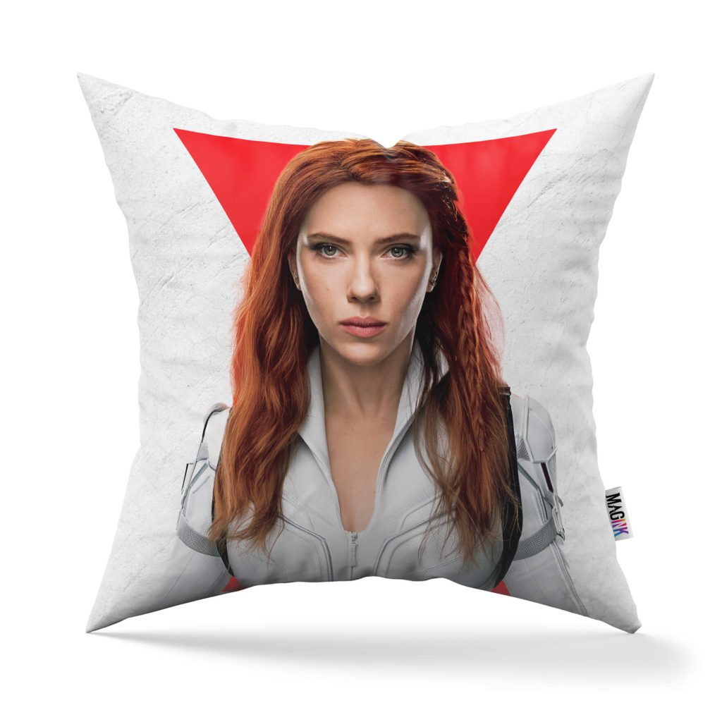 Cojín Black Widow | Magink - Tienda de Regalos